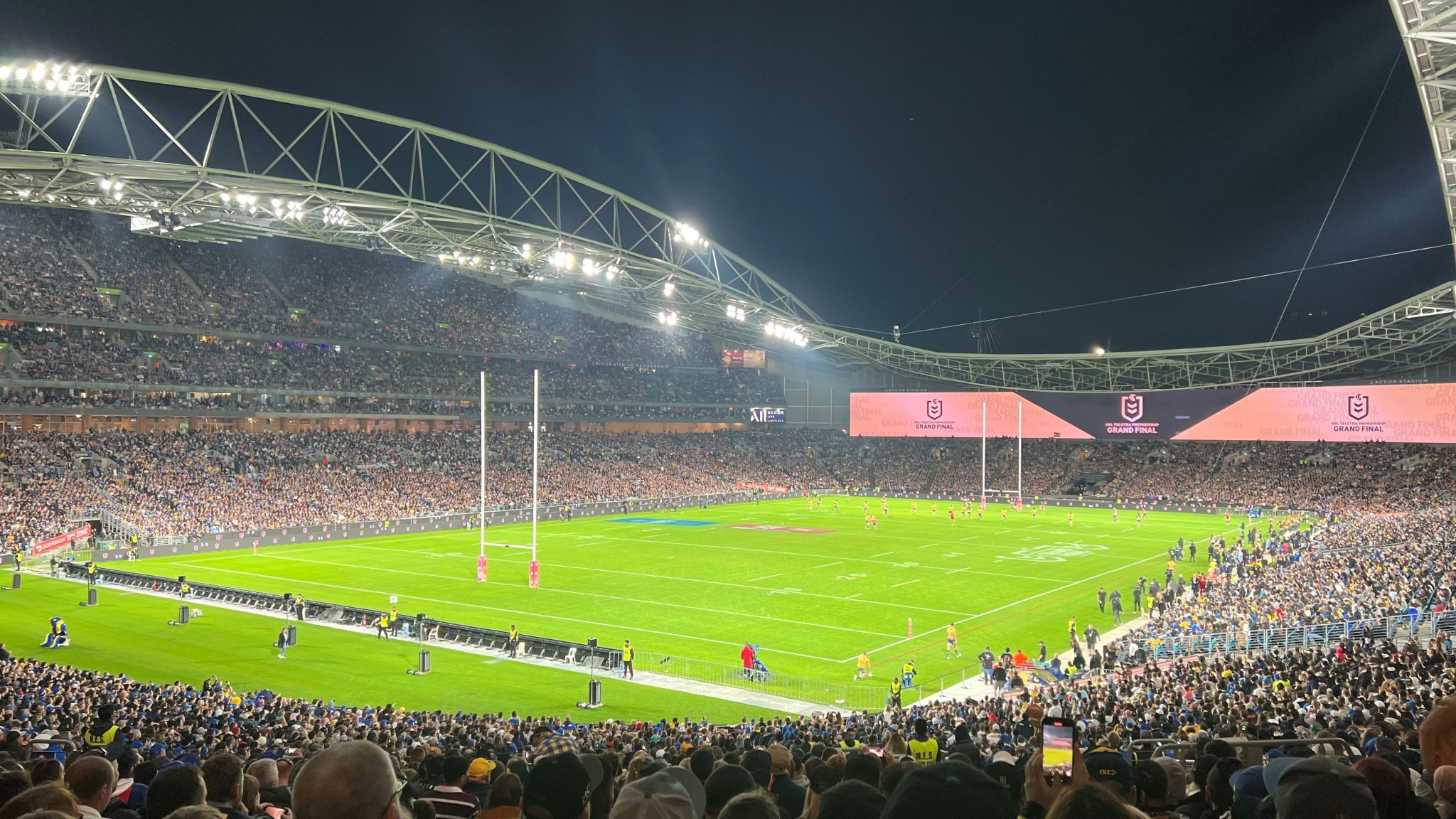 Top 10 Biggest Rugby Stadiums In The World 2025