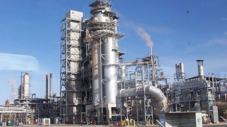 Top 10 Largest Oil Refineries In The World 2024