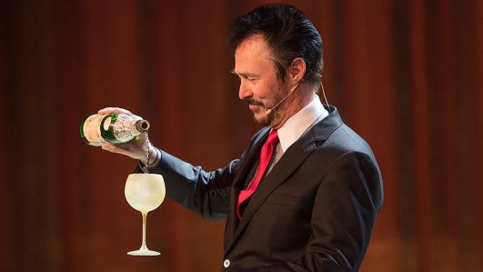 Top 10 Famous Magicians In The World 2025