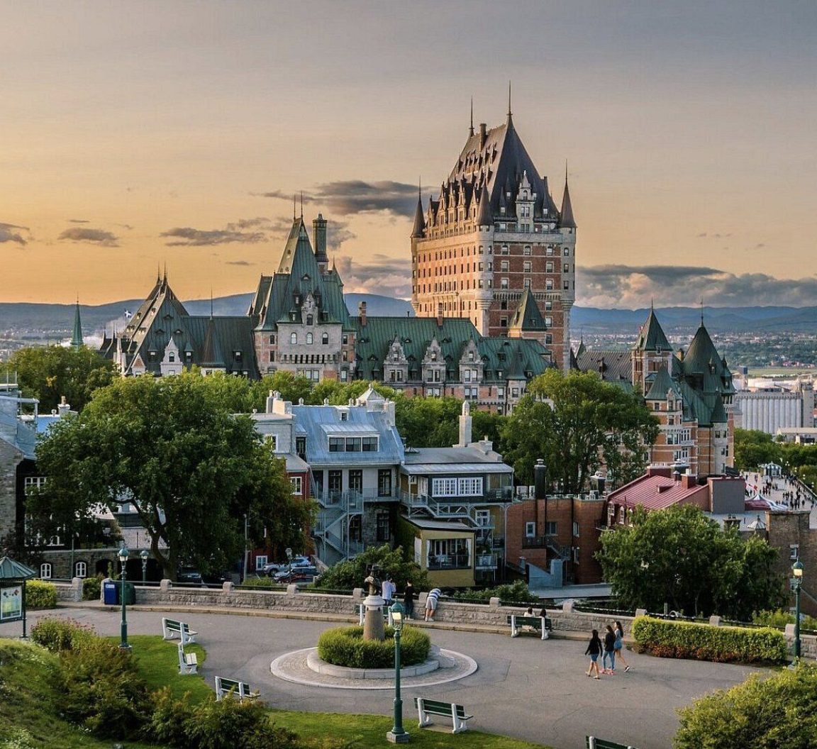 Top 10 Most Beautiful Cities In Canada 2025