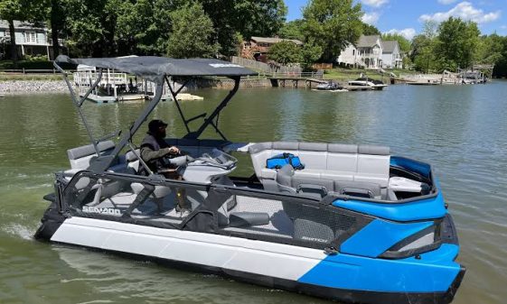 Top 10 Best Pontoon Boats In The World 2025