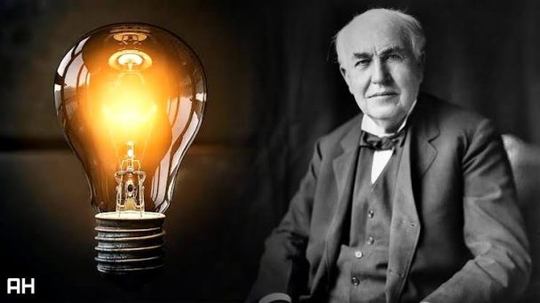 Top 10 Greatest Scientists In The World 2025