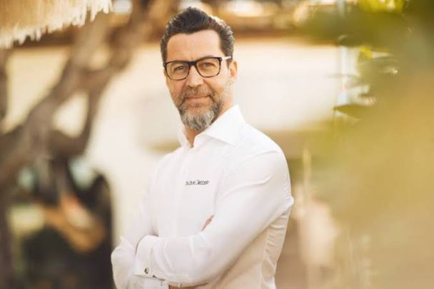 Top 10 Best Chefs In The World 2025