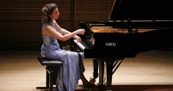 Top 10 Best Female Pianists In The World 2025