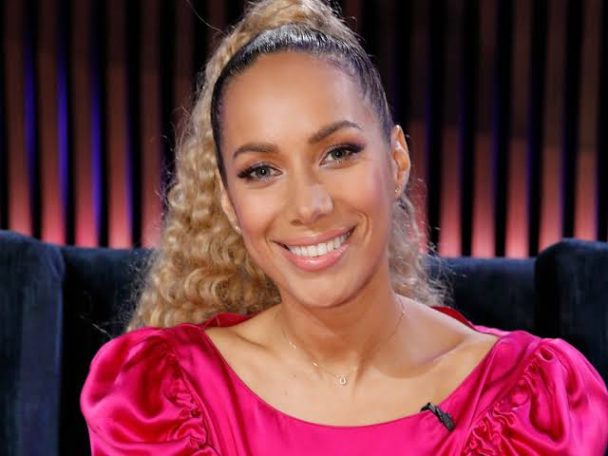 Top 10 Best Female British Singers In The World 2025