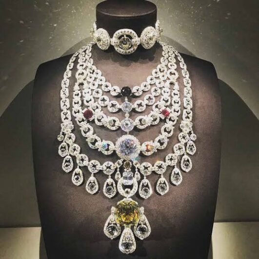 Top 5 Most Expensive Jewelries In The World 2025