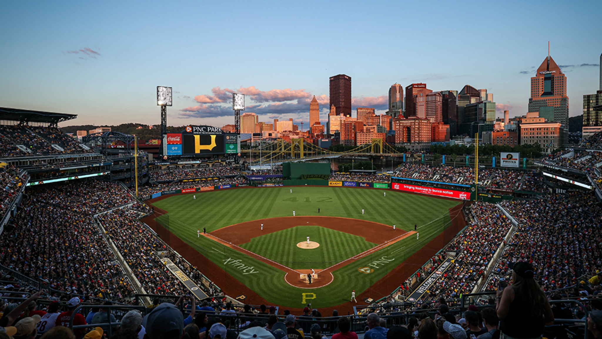 Top 10 Biggest Baseball Stadiums In The World 2025